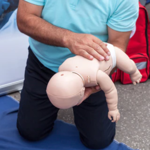 How to Handle a BLS Choking Emergency for Adults and Children - Willnice