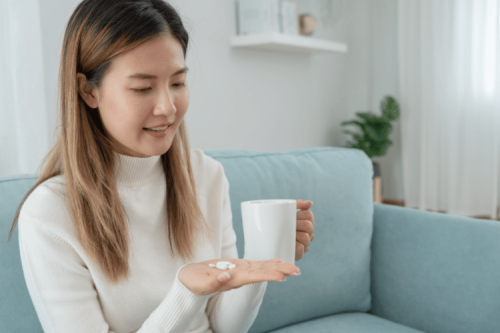 Choking on Pills: Understanding the Risks and Solutions - Willnice