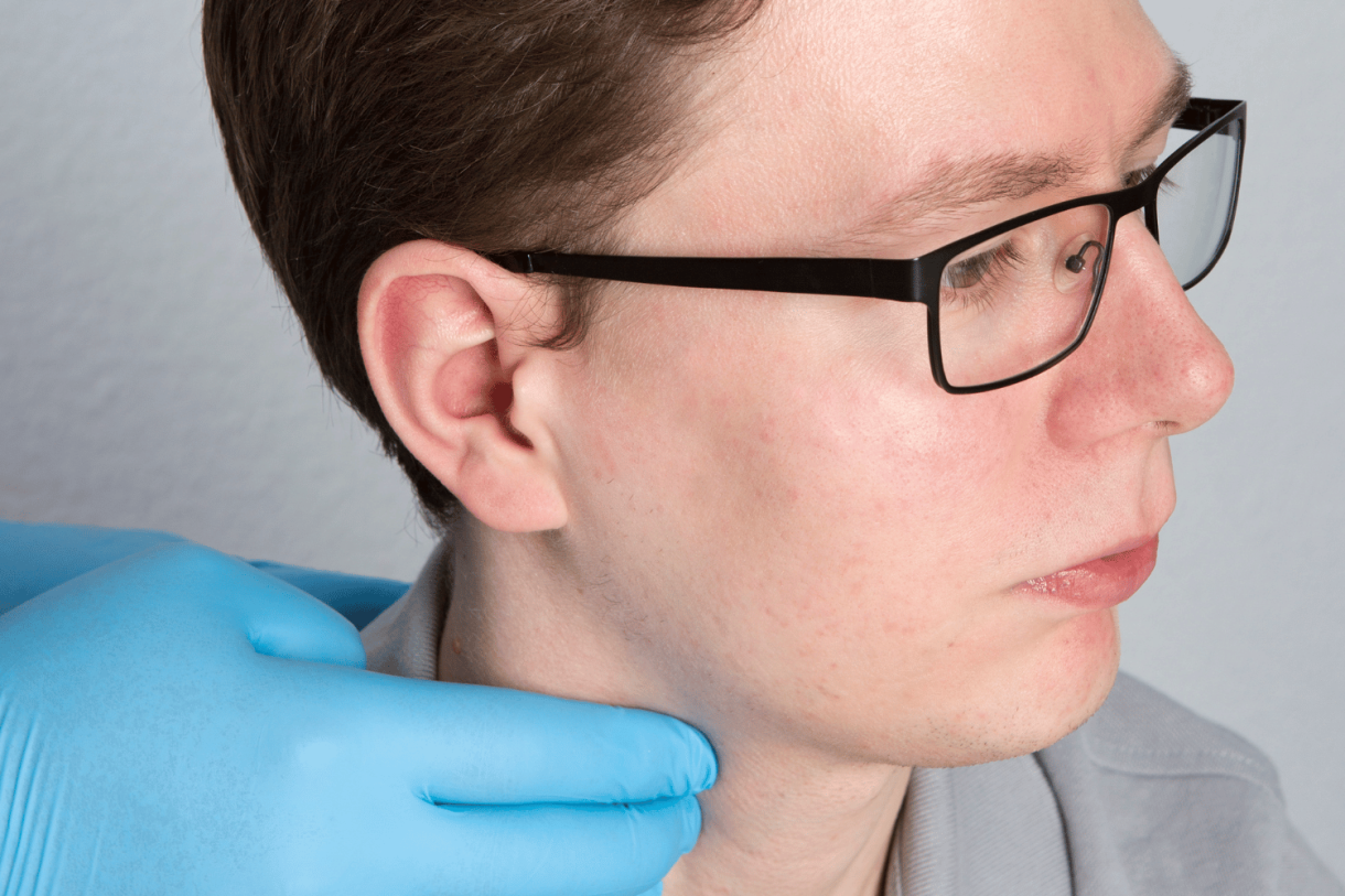 Carotid Pulse: Location, How to Check, and Its Importance in ...